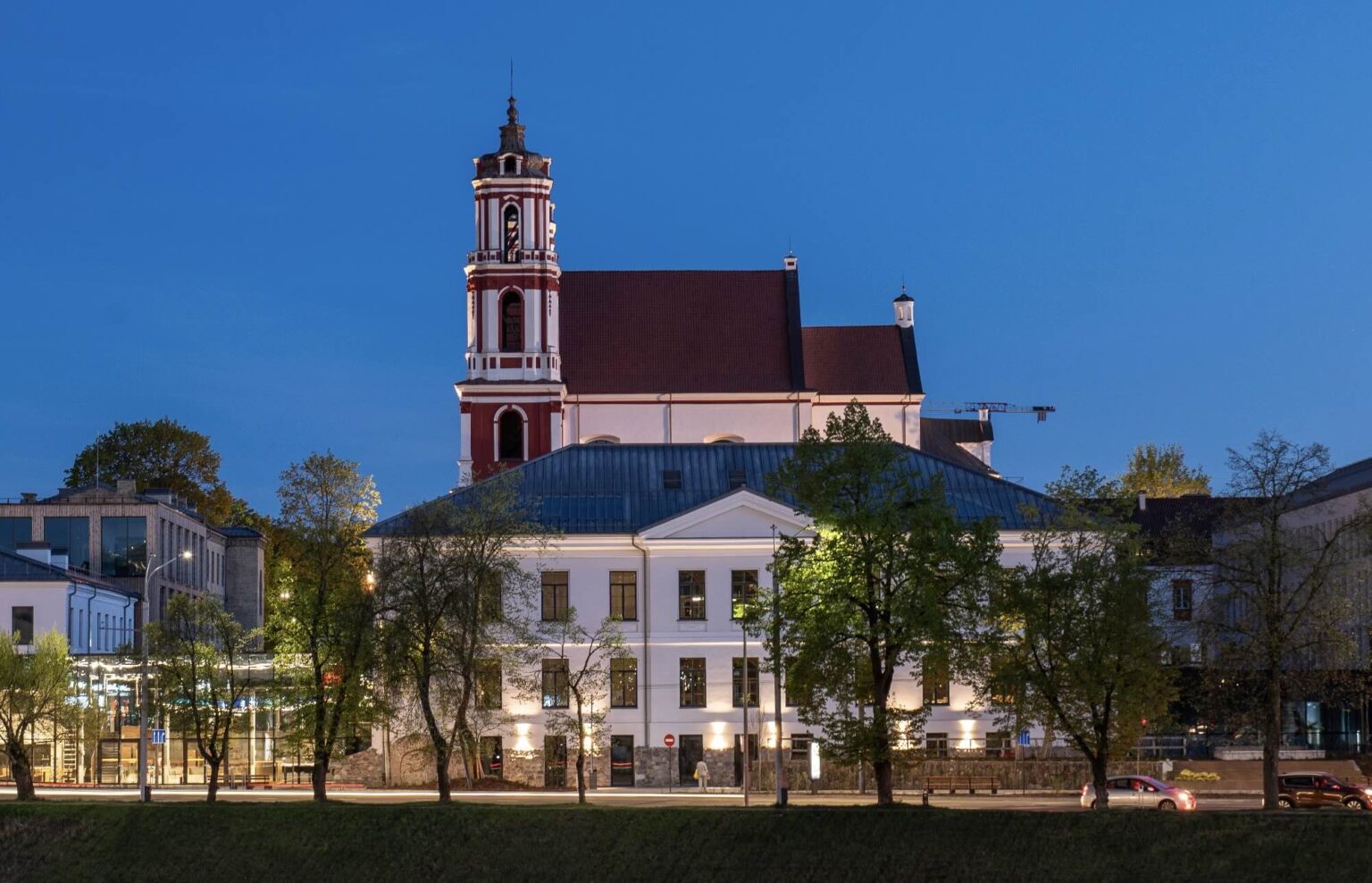 Pagrindinis - Naresta